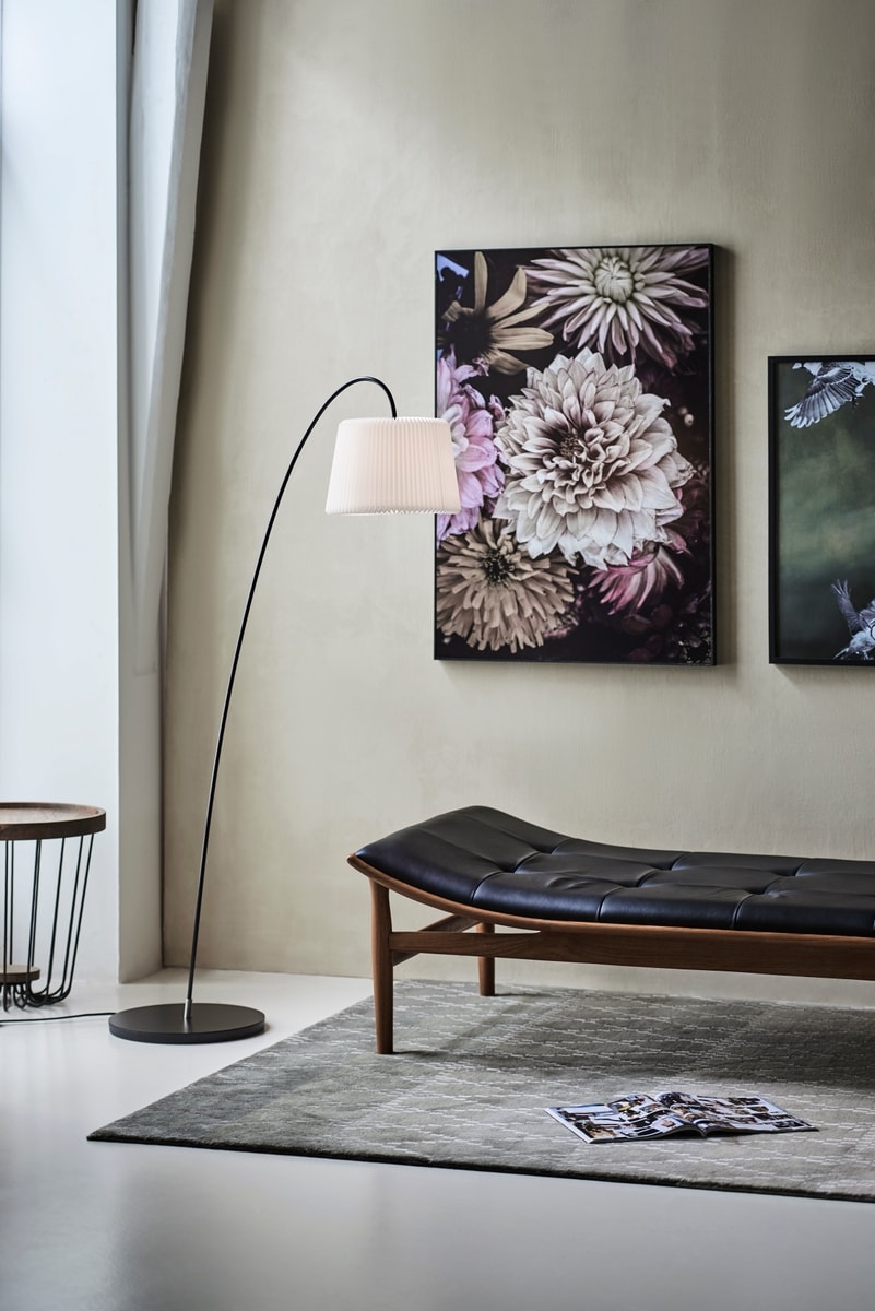 Le Klint 320 Snowdrop - Gulvlampe | Harrit-Sørensen+Samson Schiang Living