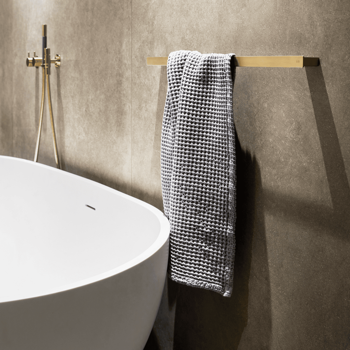 Unidrain Reframe Håndklædestang - Schiang Living